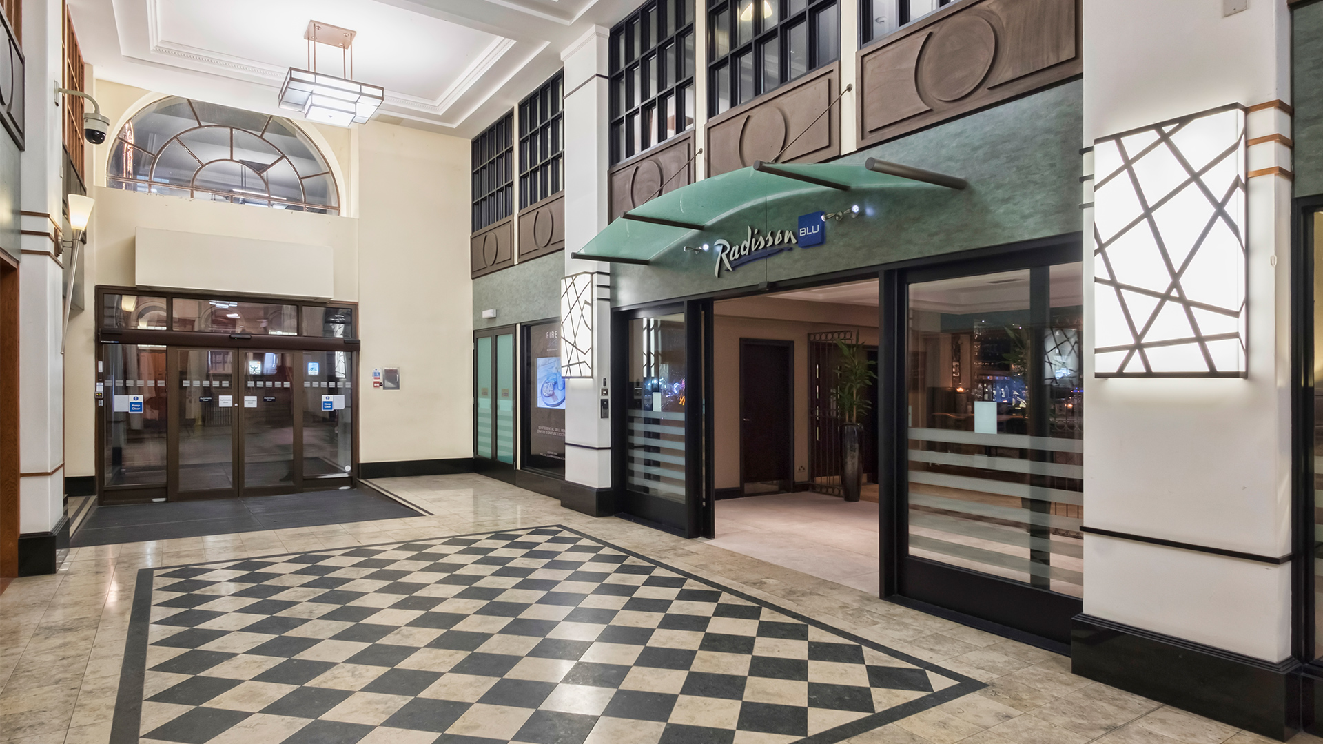Radisson Blu Hotel - DLG Architects LLP