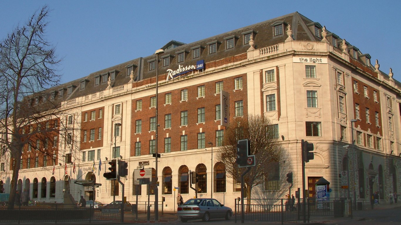 Radisson Blu Hotel - DLG Architects LLP